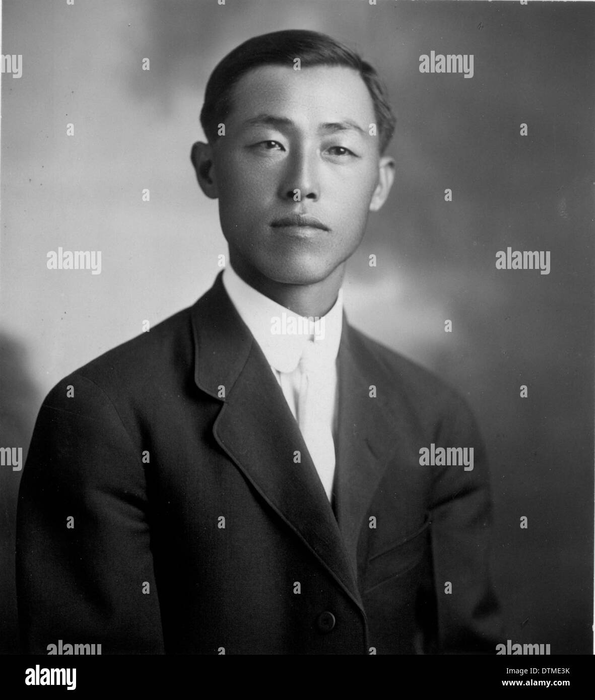 American yung hi-res stock photography and images - Alamy