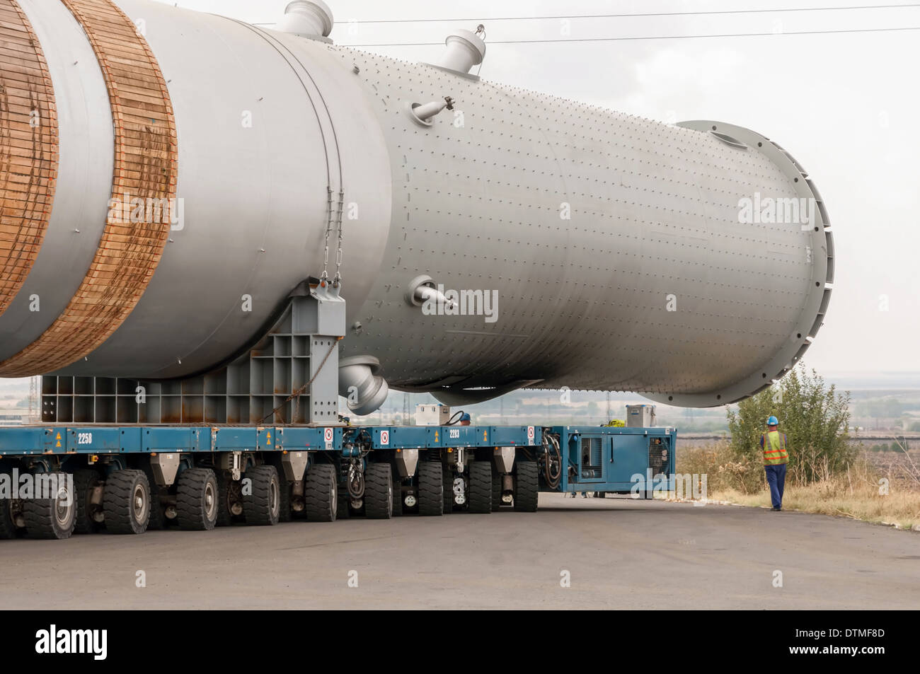 Transporting mega installation to refinery Stock Photo - Alamy