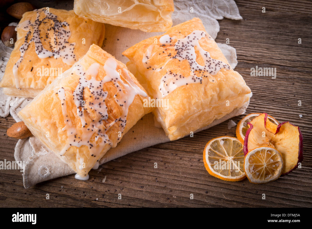 puff pastry with cinnamon sugar Stock Photo - Alamy