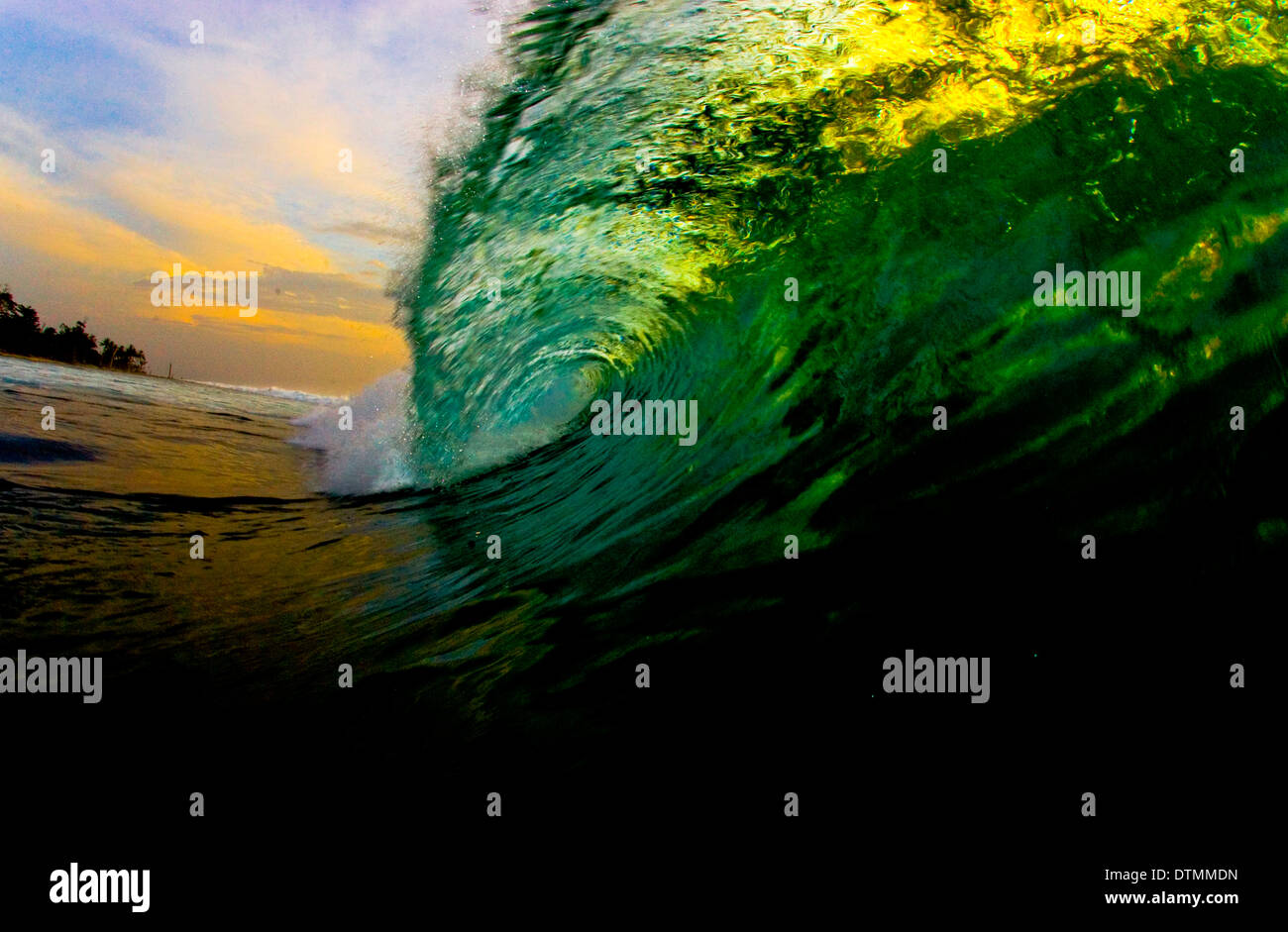 Inside barrel wave water ocean hi-res stock photography and images - Alamy