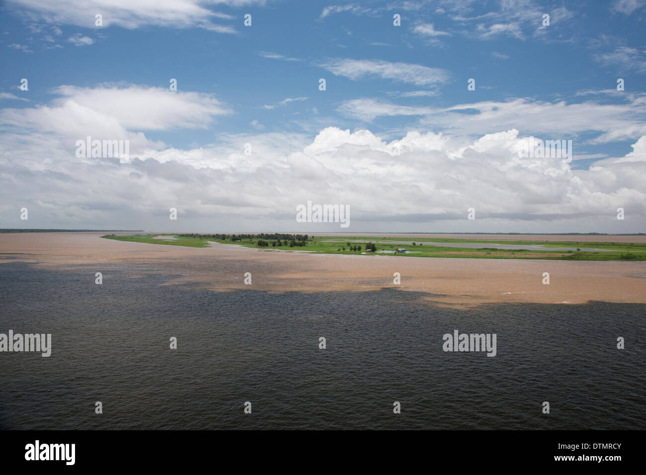 Meeting of the waters amazon hi-res stock photography and images - Alamy