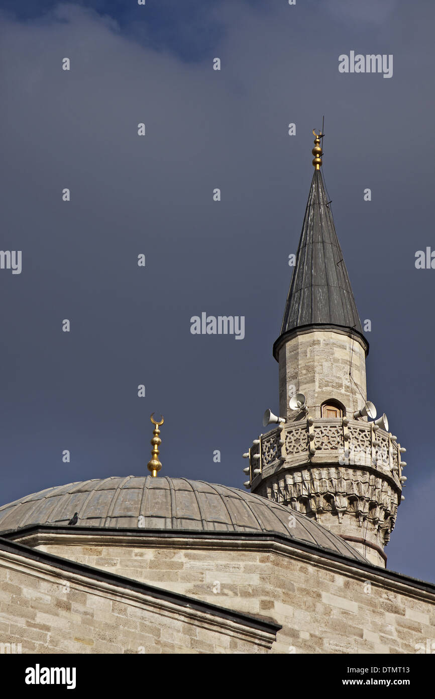 Minar turm hi-res stock photography and images - Alamy