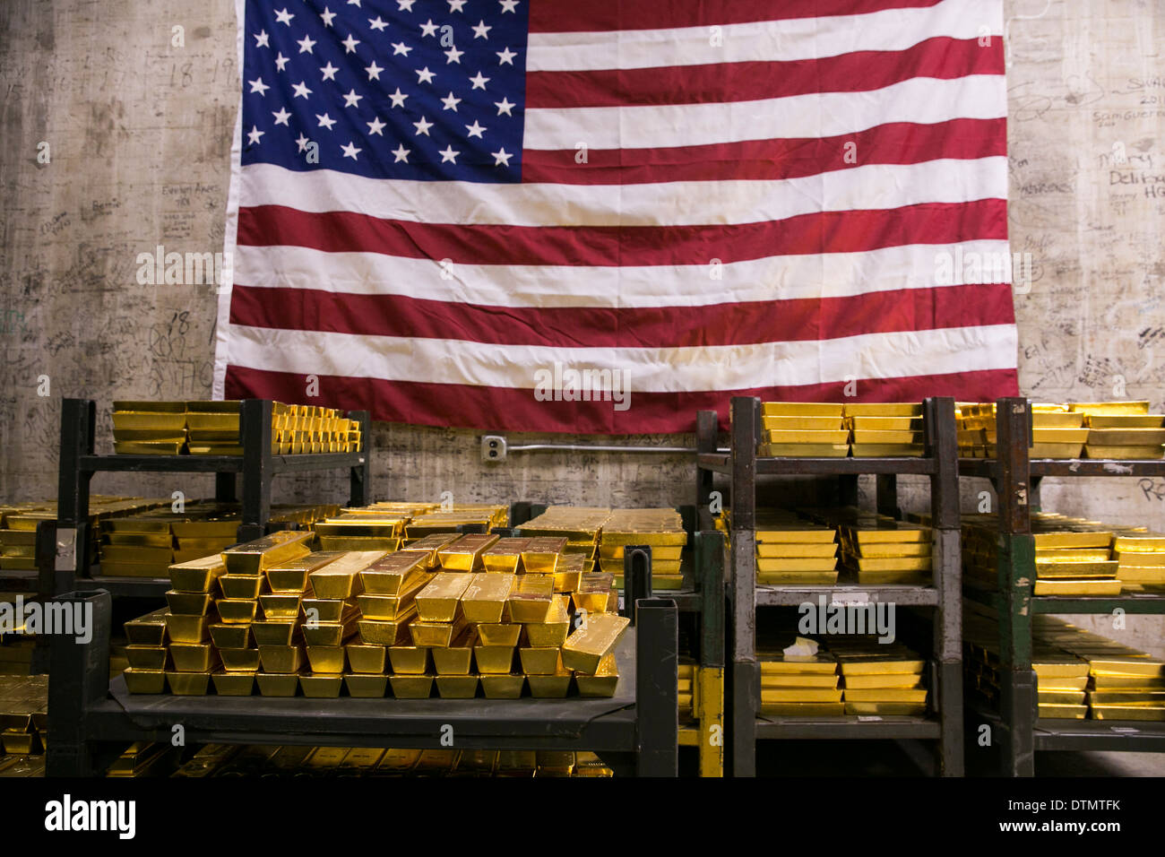 Bars of gold bullion owned by the U.S. Government at the West Point ...