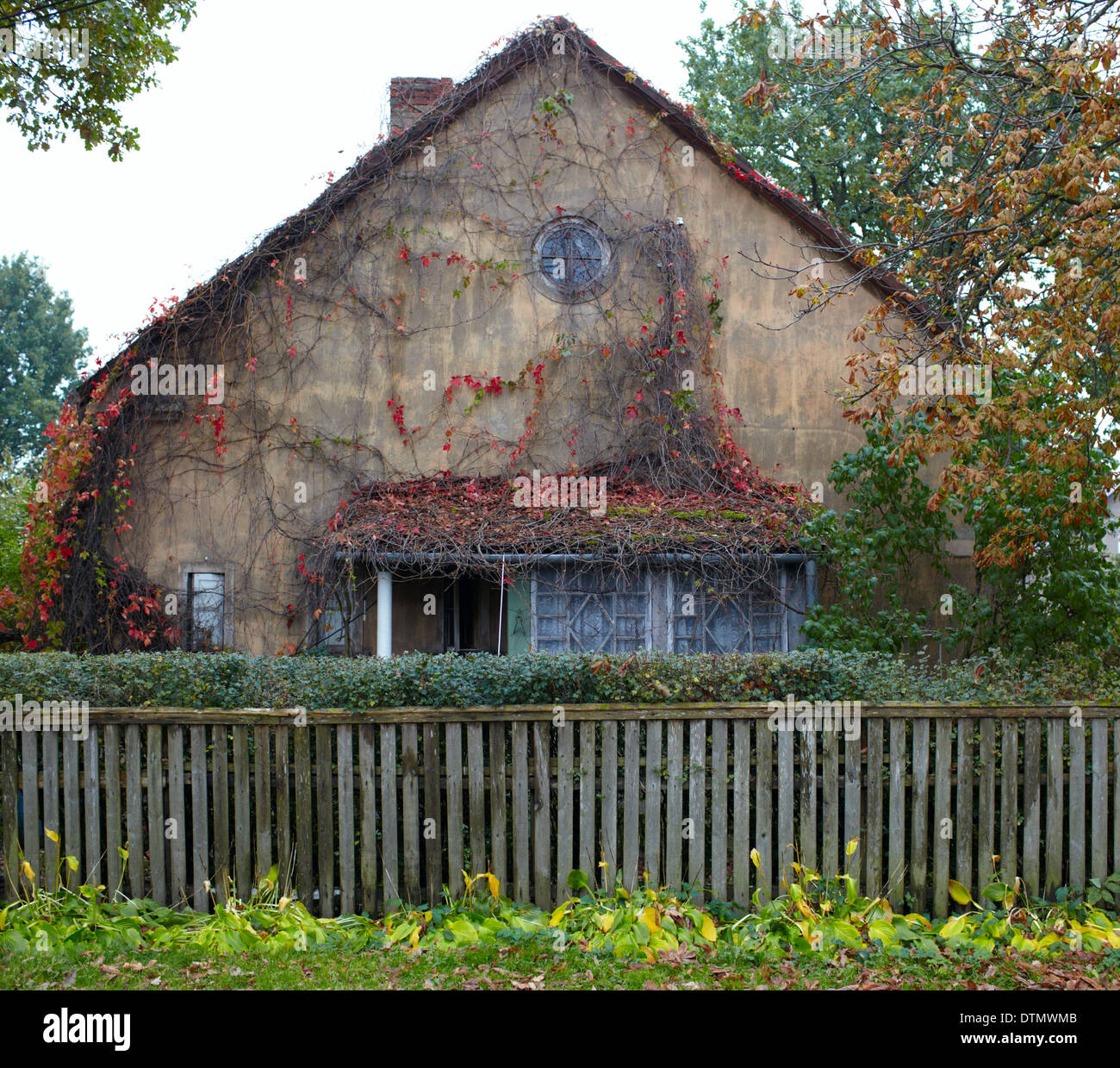 House of the dead movie hi-res stock photography and images - Alamy