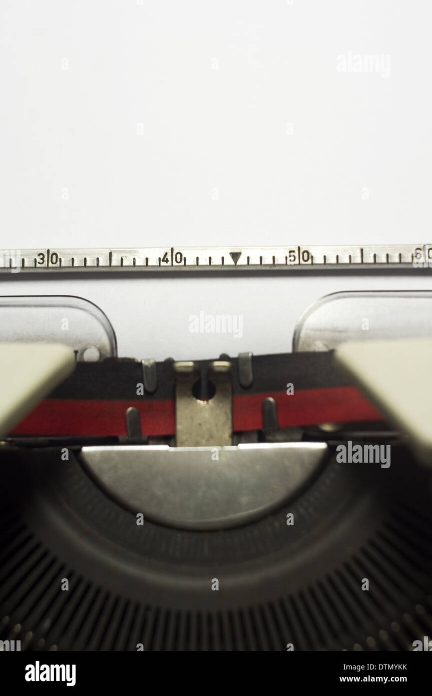 Typewriter typing message hi-res stock photography and images - Alamy