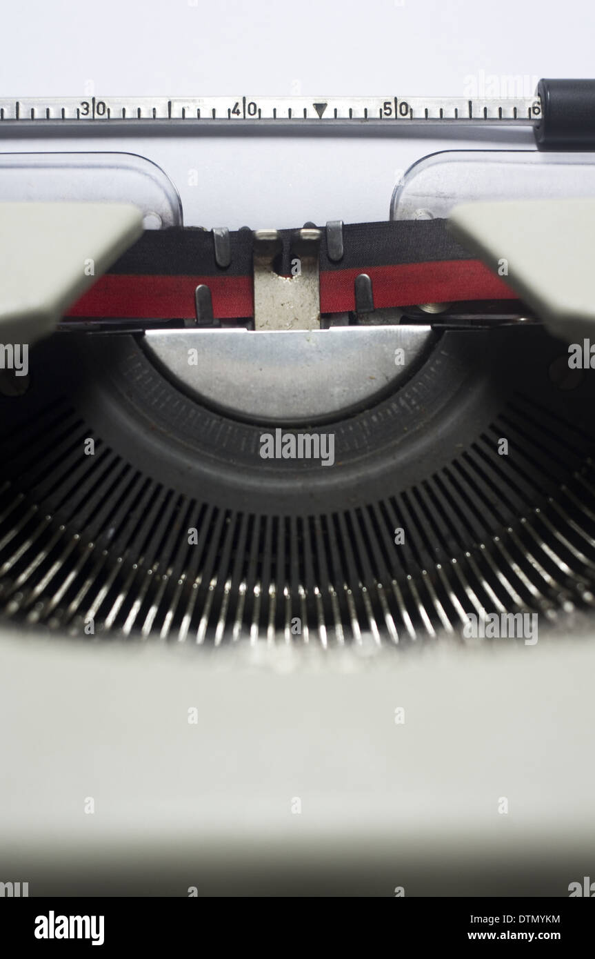 Typewriter typing message hi-res stock photography and images - Alamy