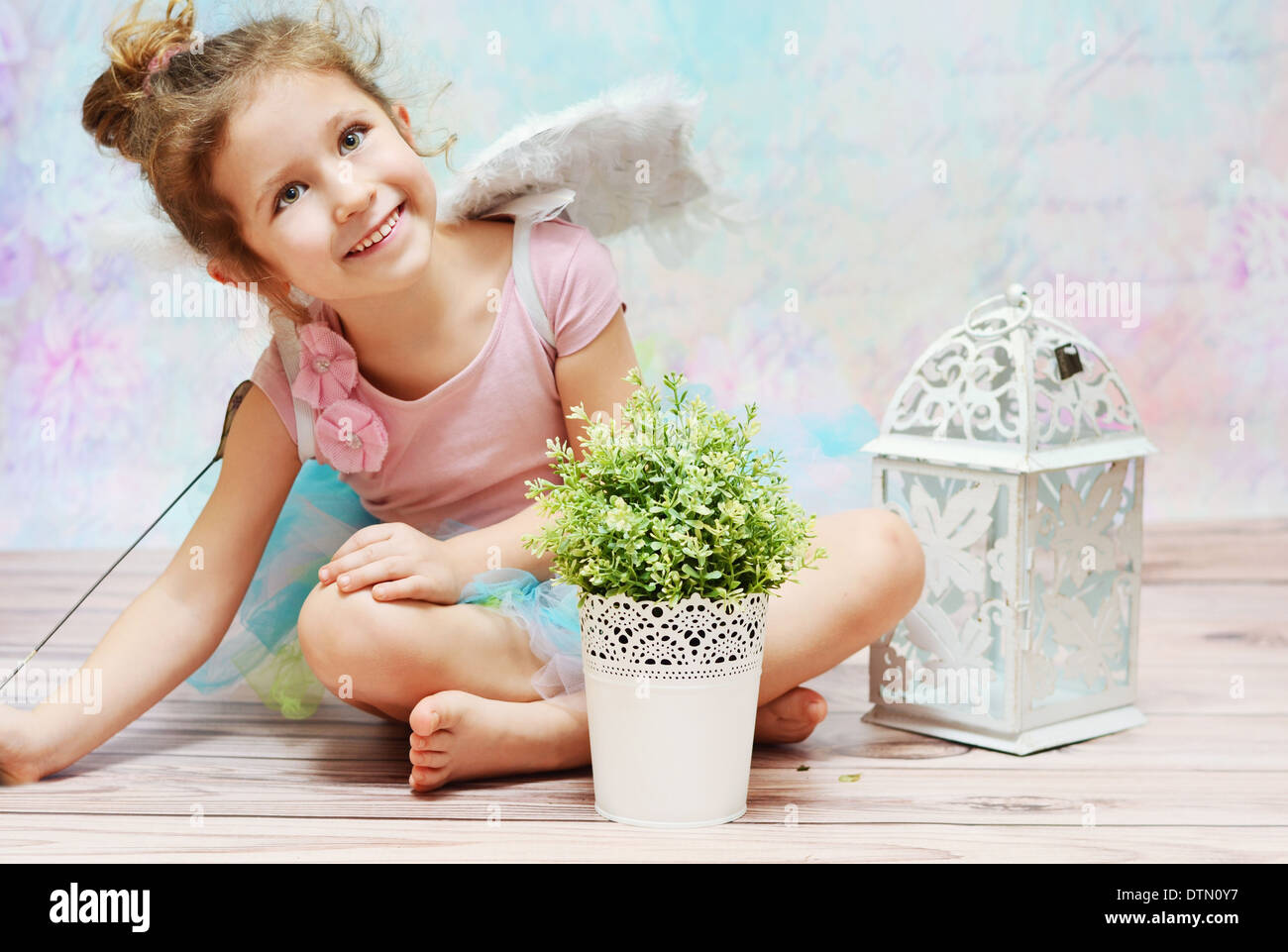 Cute witch hi-res stock photography and images - Alamy