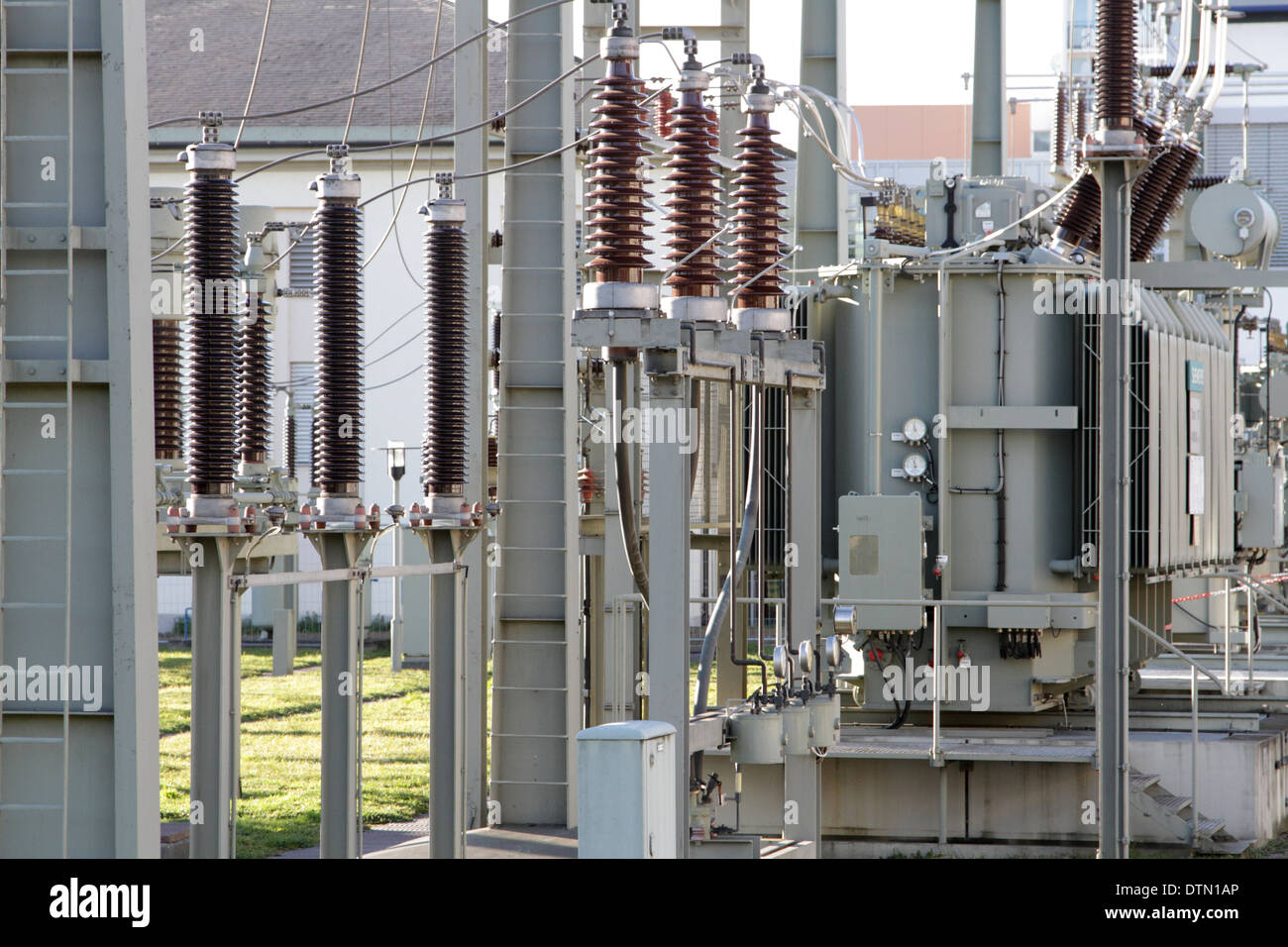 Current transmission hi-res stock photography and images - Alamy