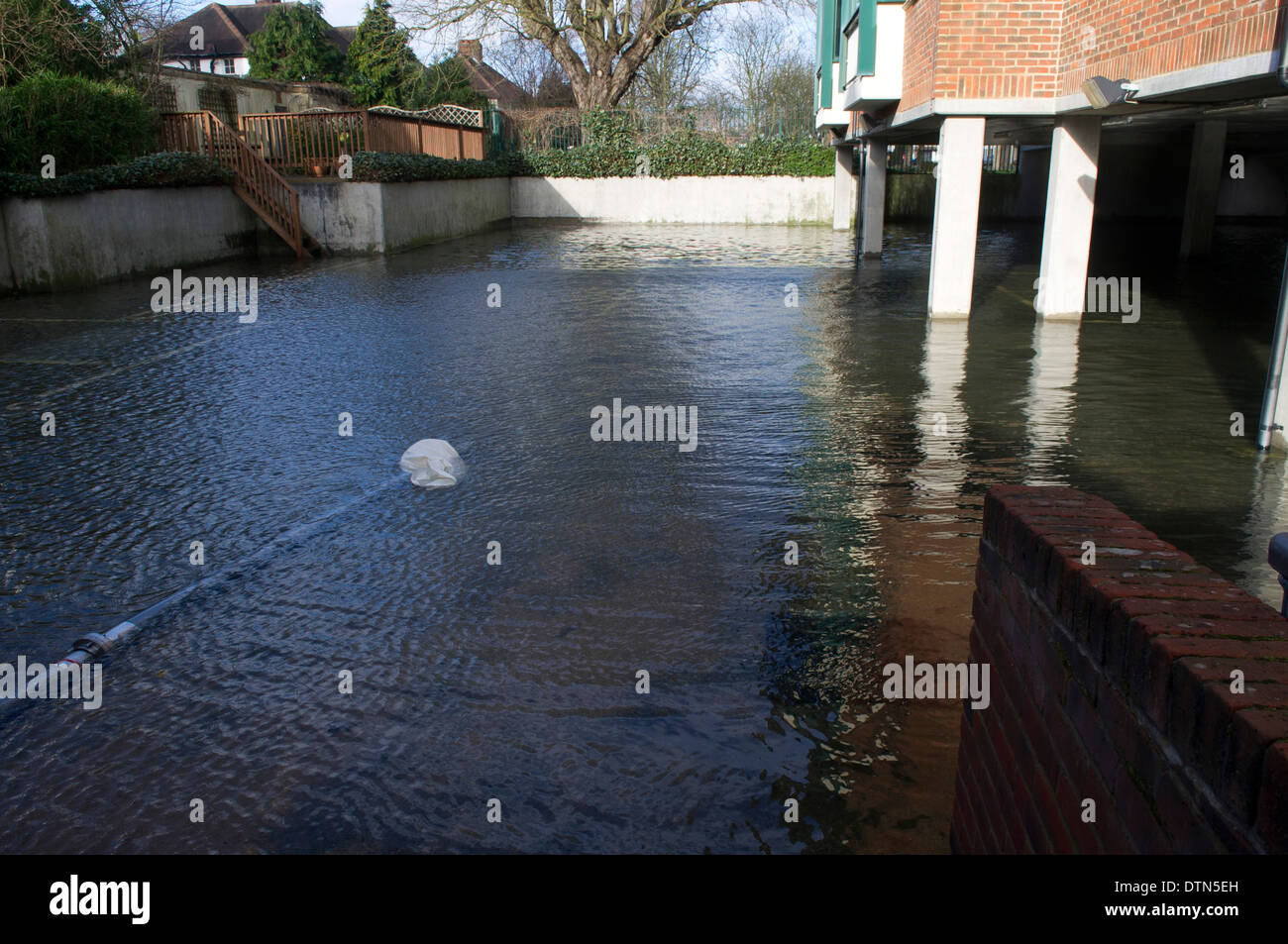 Berkshire fire brigade hi-res stock photography and images - Alamy