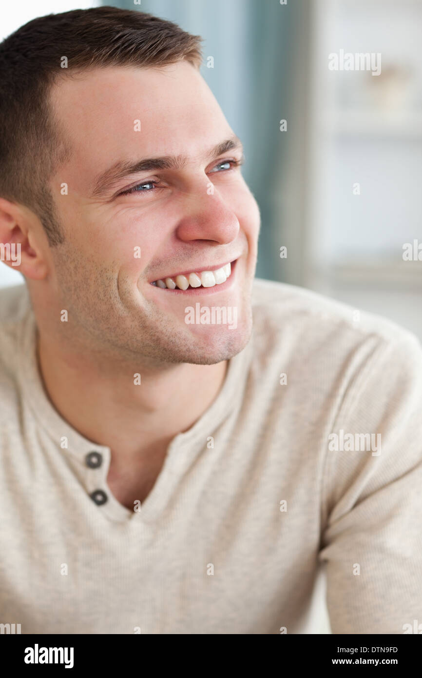 Portrait of a smiling man posing Stock Photo - Alamy