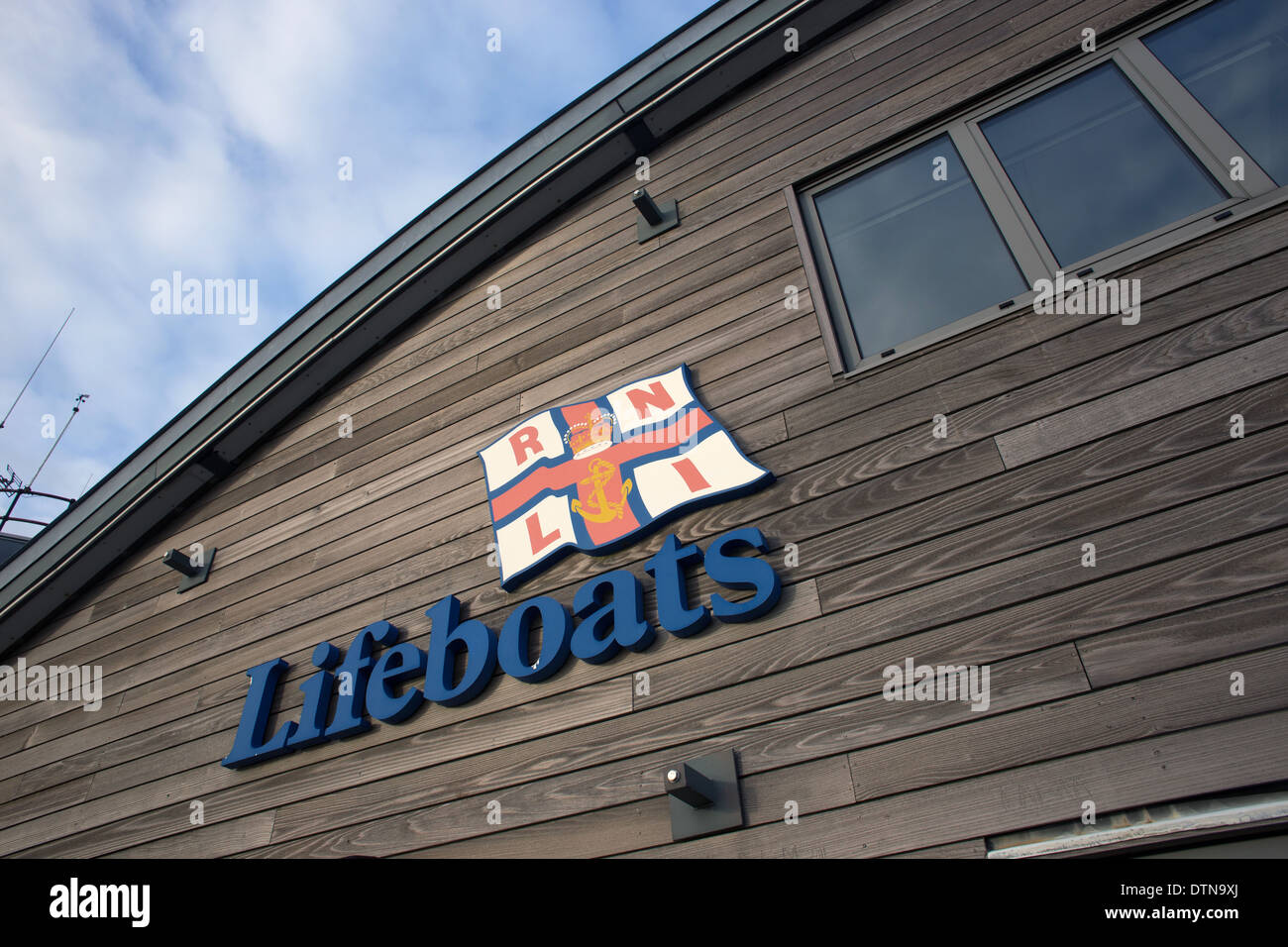 Rnli lifeboats sign hi-res stock photography and images - Alamy