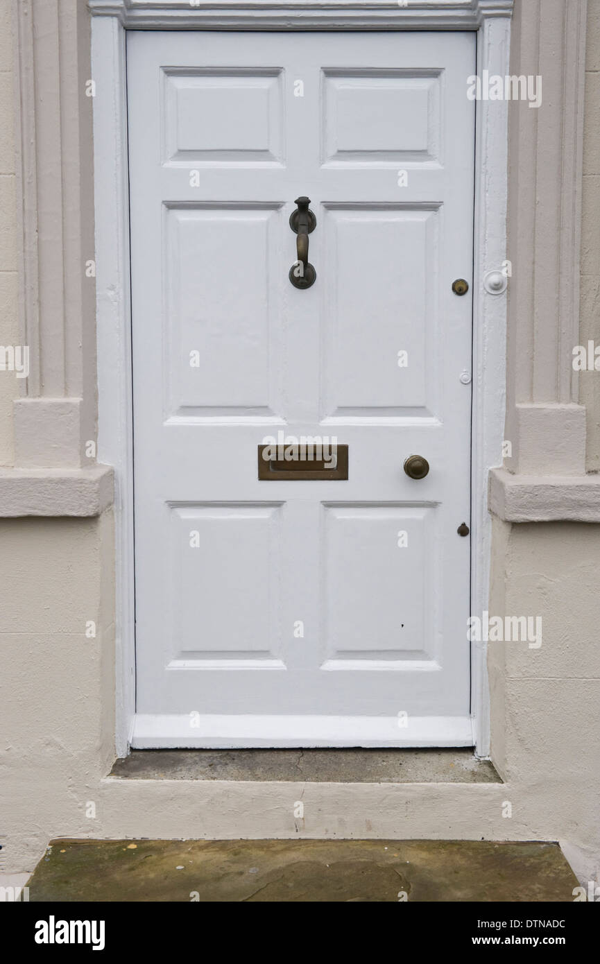 White wooden house front door hi-res stock photography and images - Alamy