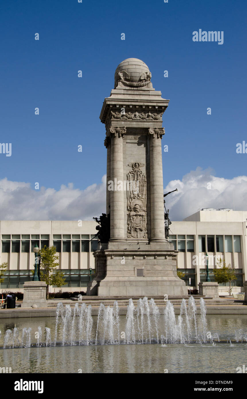 New York, Syracuse. Historic Clinton Square, Soldiers & Sailors ...