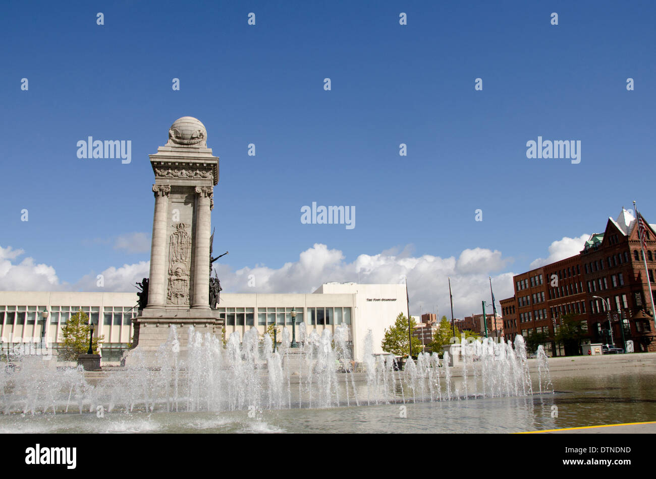 New York, Syracuse. Historic Clinton Square, Soldiers & Sailors ...
