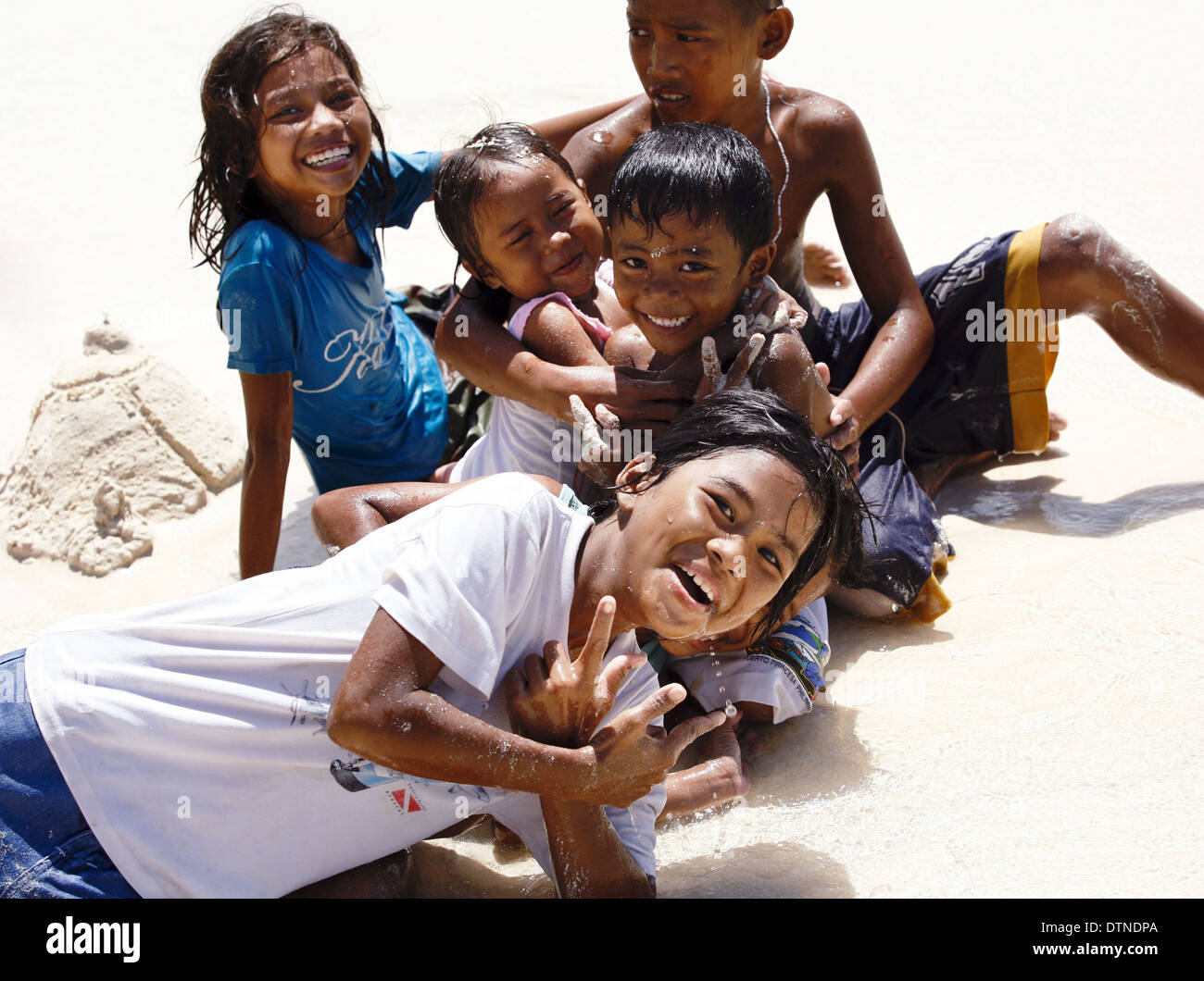 Philippine Kids High Resolution Stock Photography and Images - Alamy