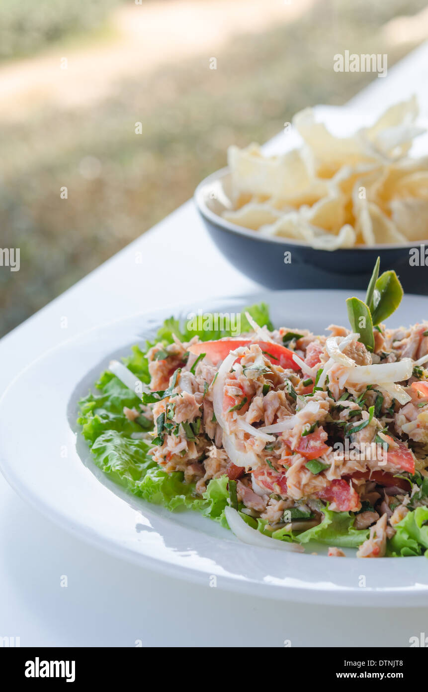 Tuna with tea leaves and mix vegetables , spicy salad Stock Photo - Alamy