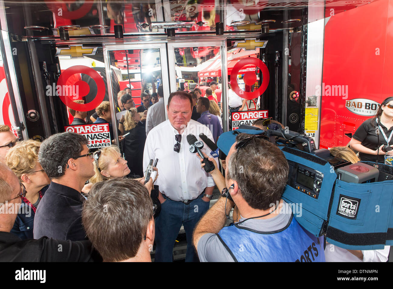 Earnhardt ganassi racing hi-res stock photography and images - Alamy