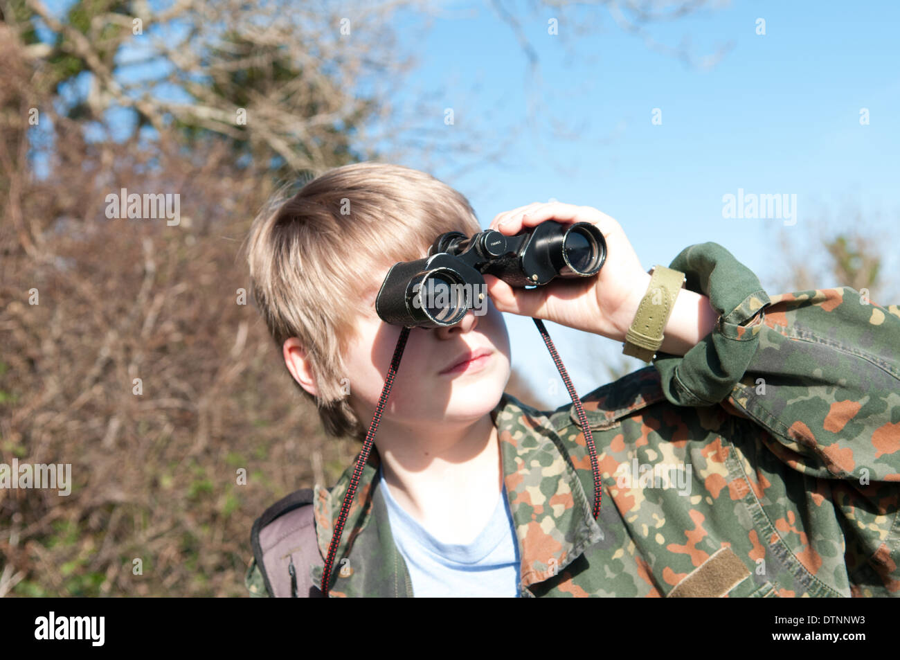 Young bird spotter hi-res stock photography and images - Alamy