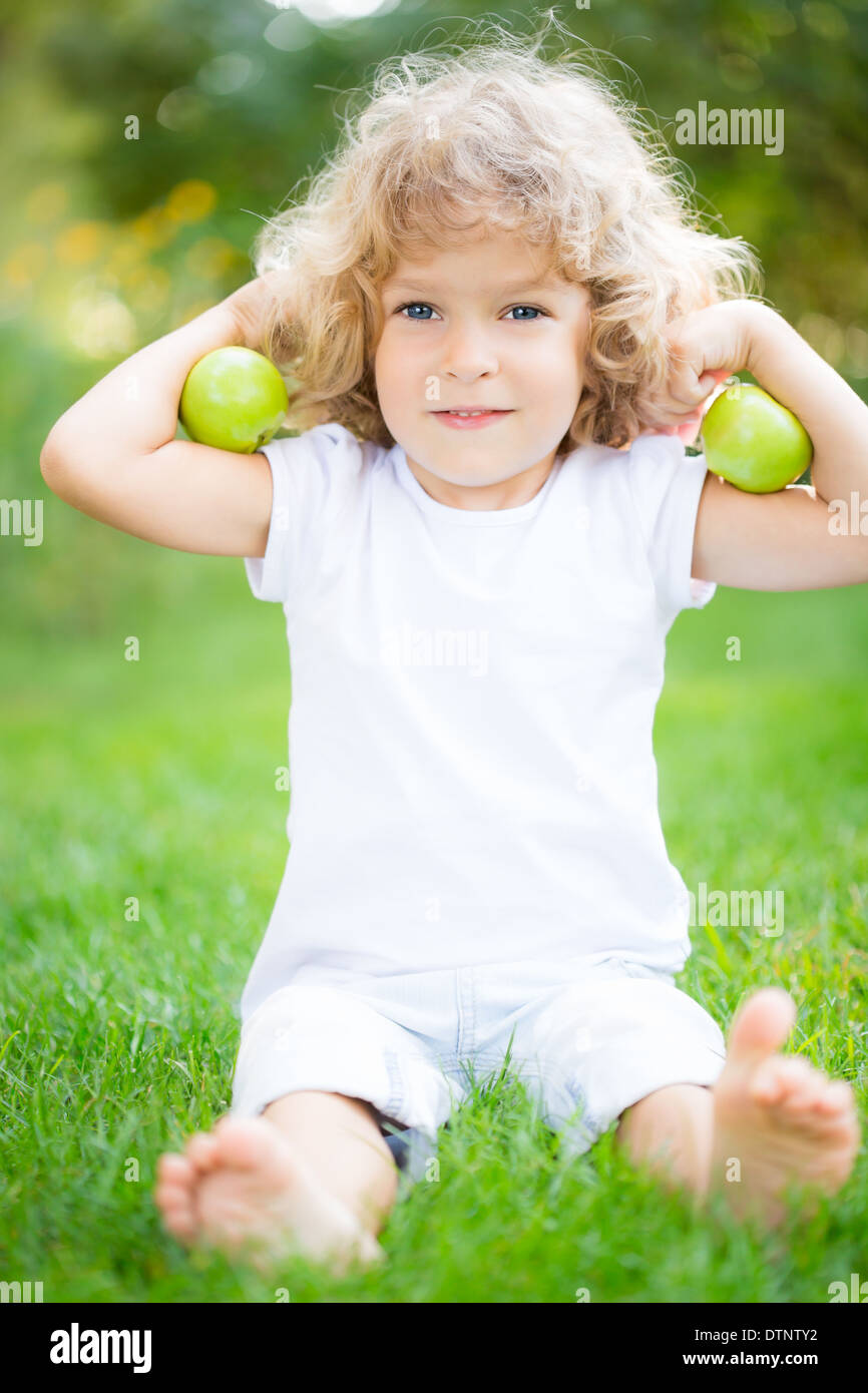 Blur apples hi-res stock photography and images - Alamy