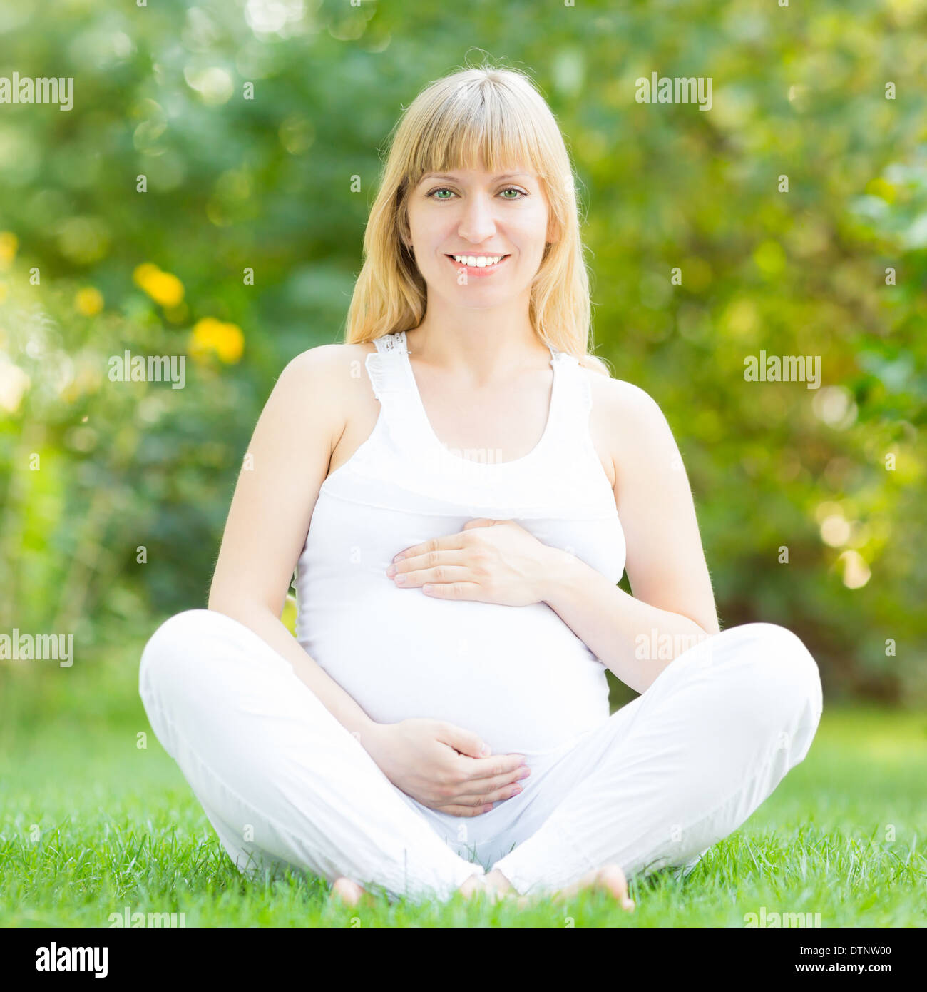 Happy woman in casual hi-res stock photography and images - Alamy
