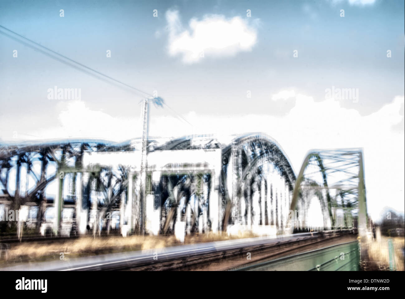Metal railway bridges hi-res stock photography and images - Alamy