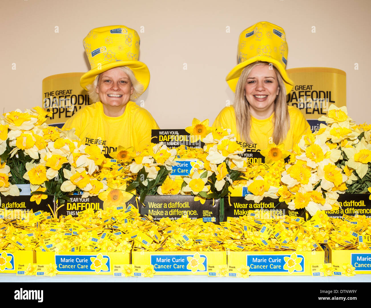 Fiona leitch claire stuart paulin community hi-res stock photography ...