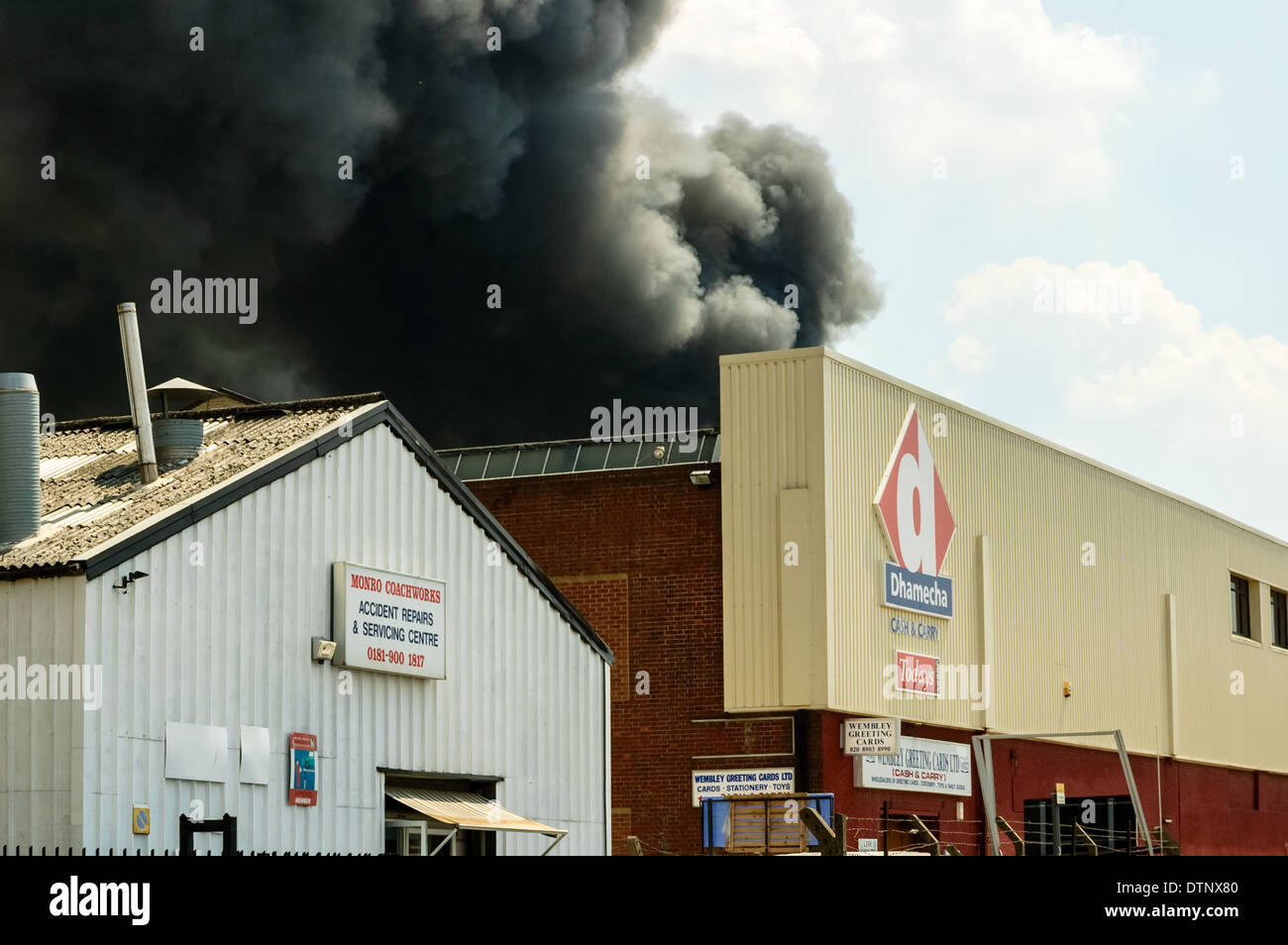 Factory on fire hi-res stock photography and images - Alamy