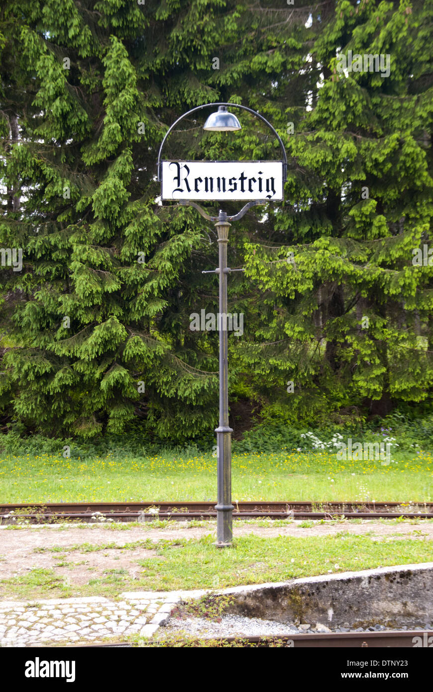 Wegweiser rennsteig hi-res stock photography and images - Alamy