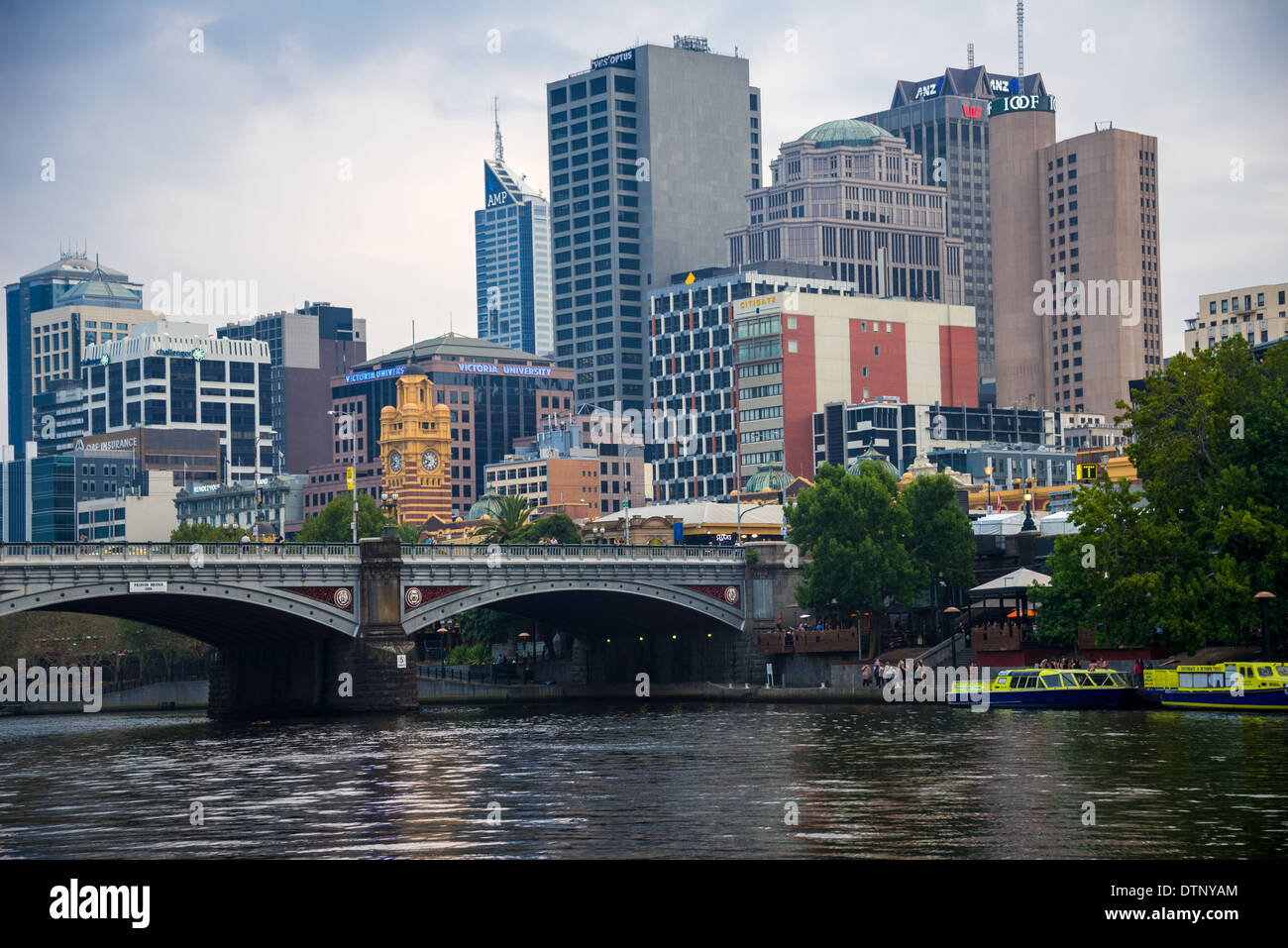 Prince's Bridge Melbourne over Yarra River built 1846 and the bridge ...