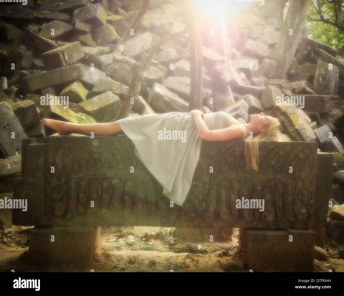 Sleeping beauty and prince charming hi-res stock photography and images ...