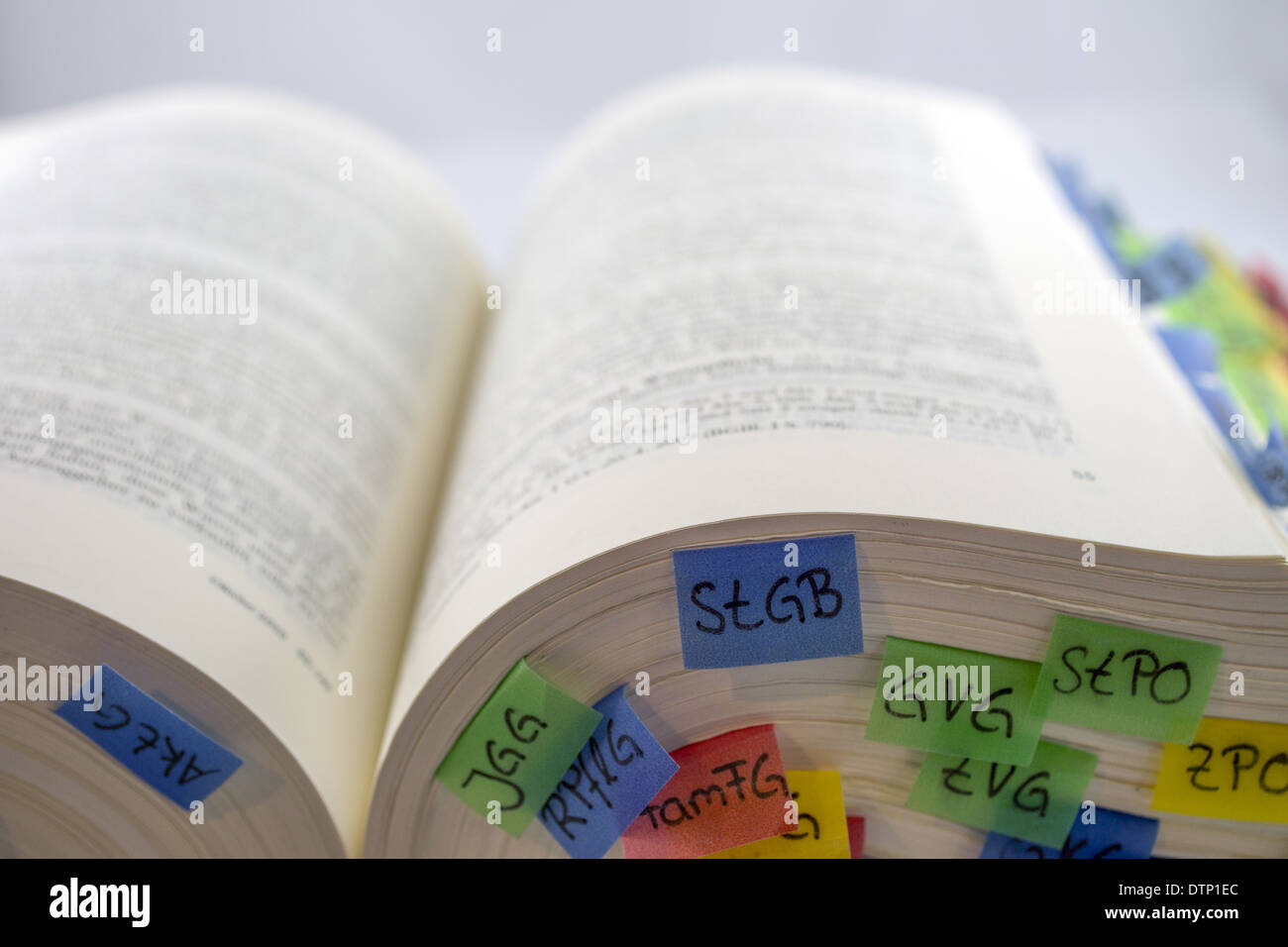 Book contracts hi-res stock photography and images - Alamy