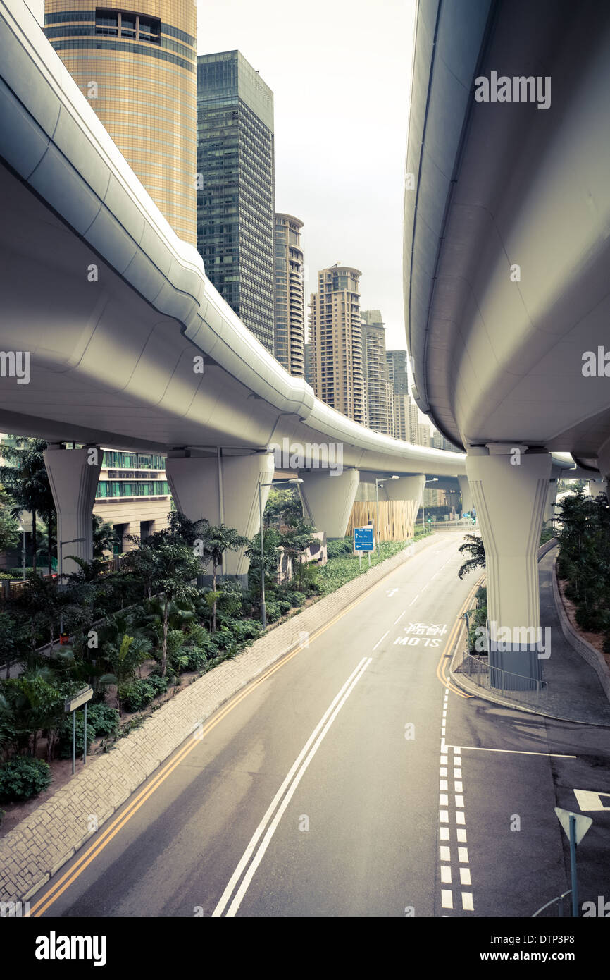 Viaduct pillar hi-res stock photography and images - Alamy