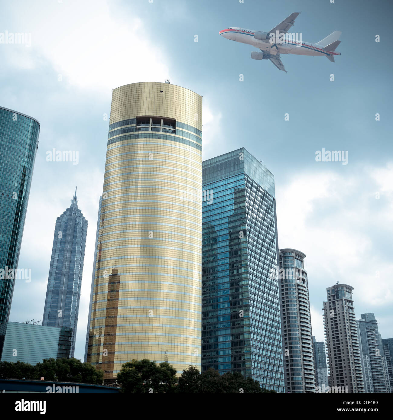 High rise building finance and transportation hi-res stock photography ...