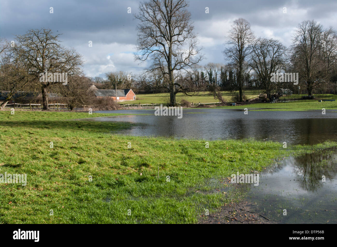 Flood water rises hi-res stock photography and images - Alamy