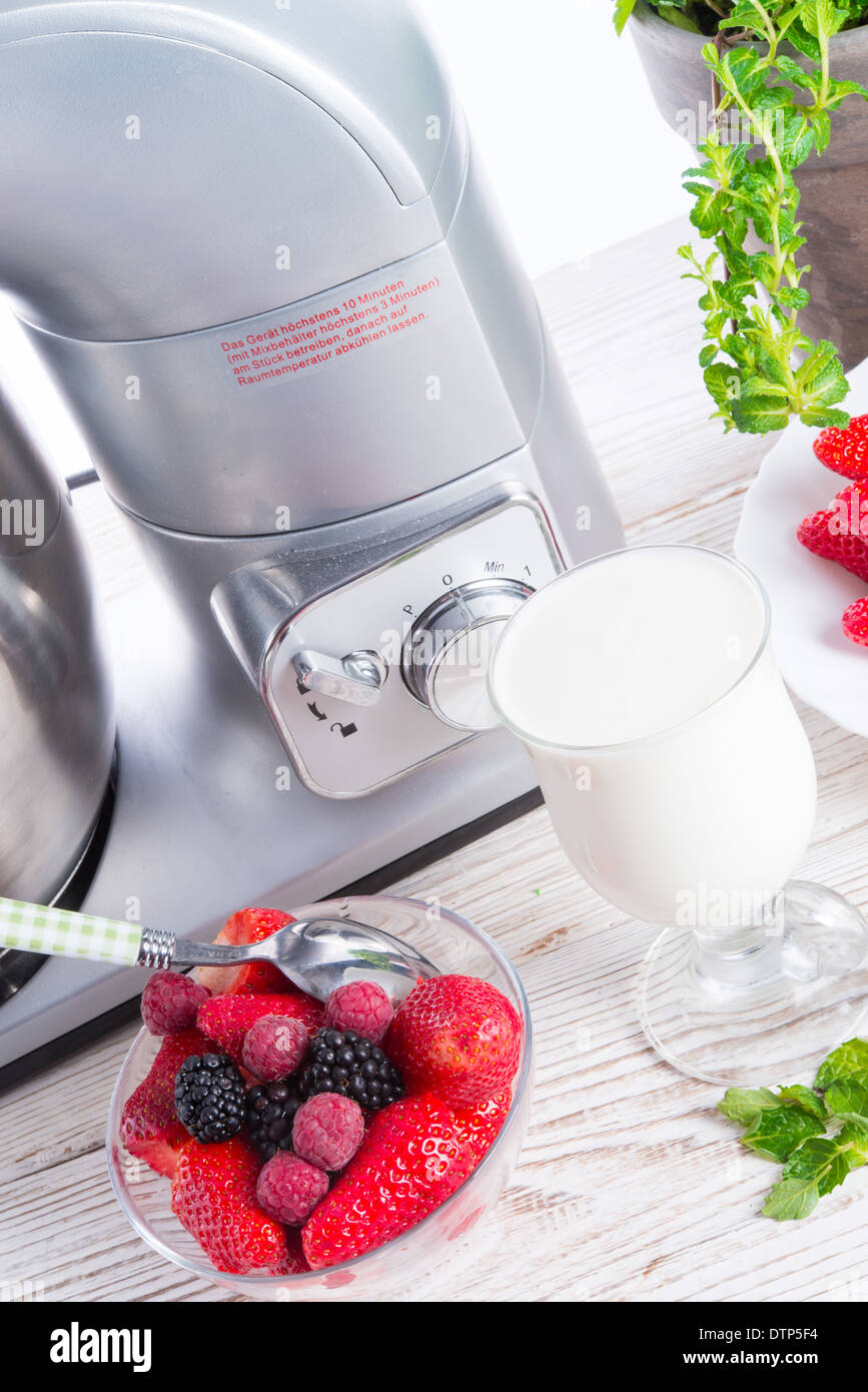 Summer fruit milkshake hi-res stock photography and images - Alamy