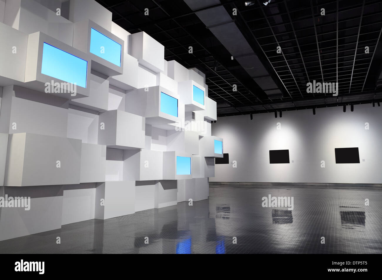 Picture frame hi-res stock photography and images - Alamy