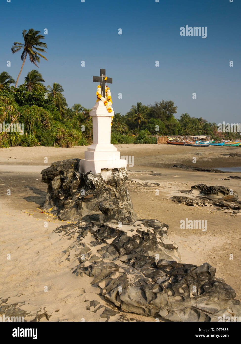 Religious christian shrine hi-res stock photography and images - Alamy