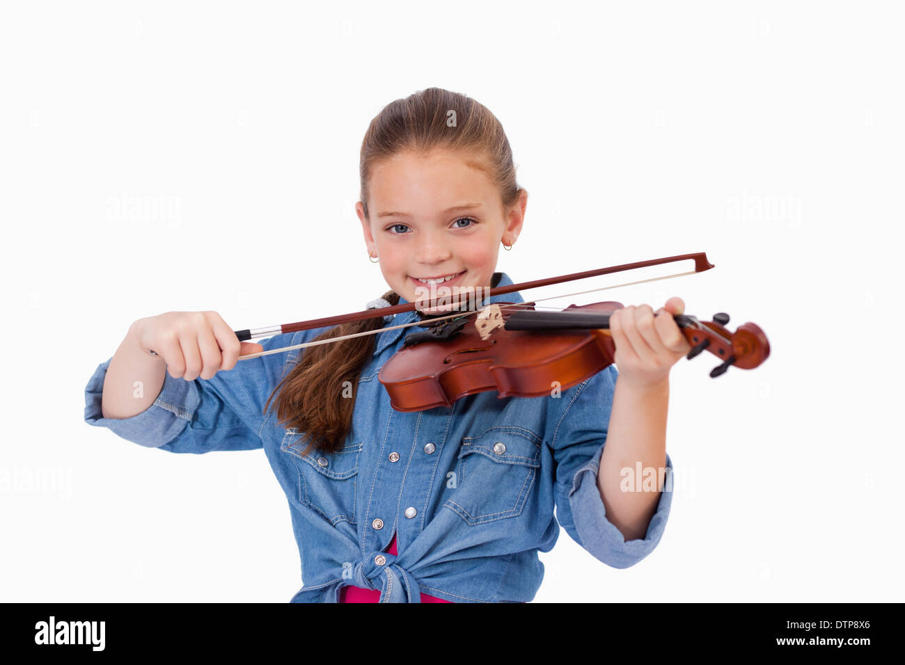 Pretty girl playing violin hi-res stock photography and images - Alamy