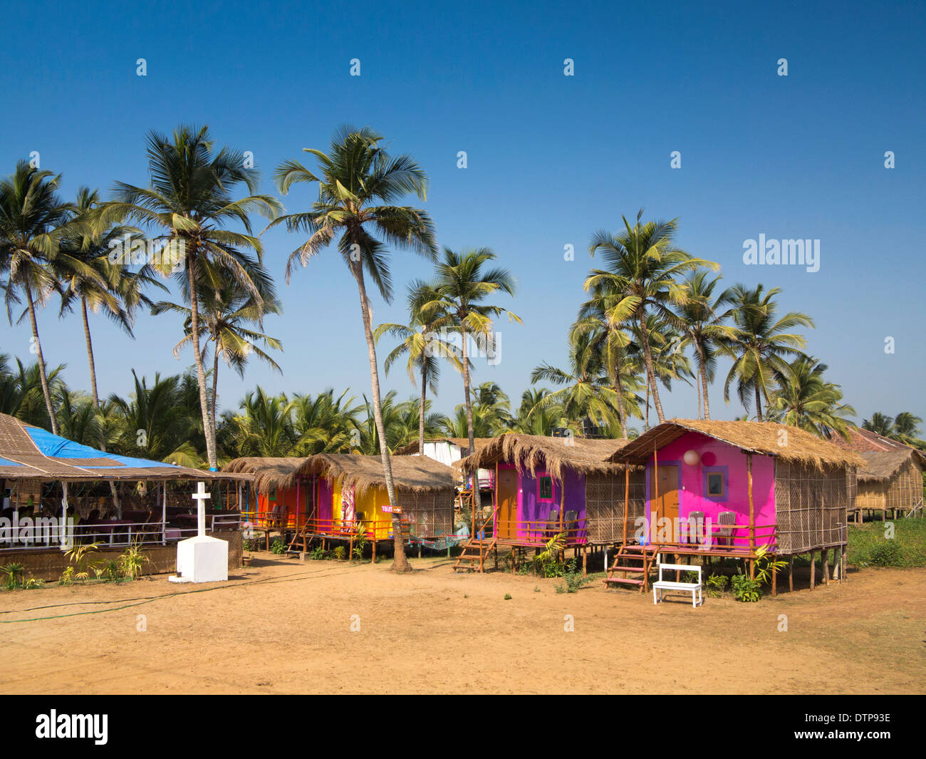 Coconut huts hi-res stock photography and images - Alamy