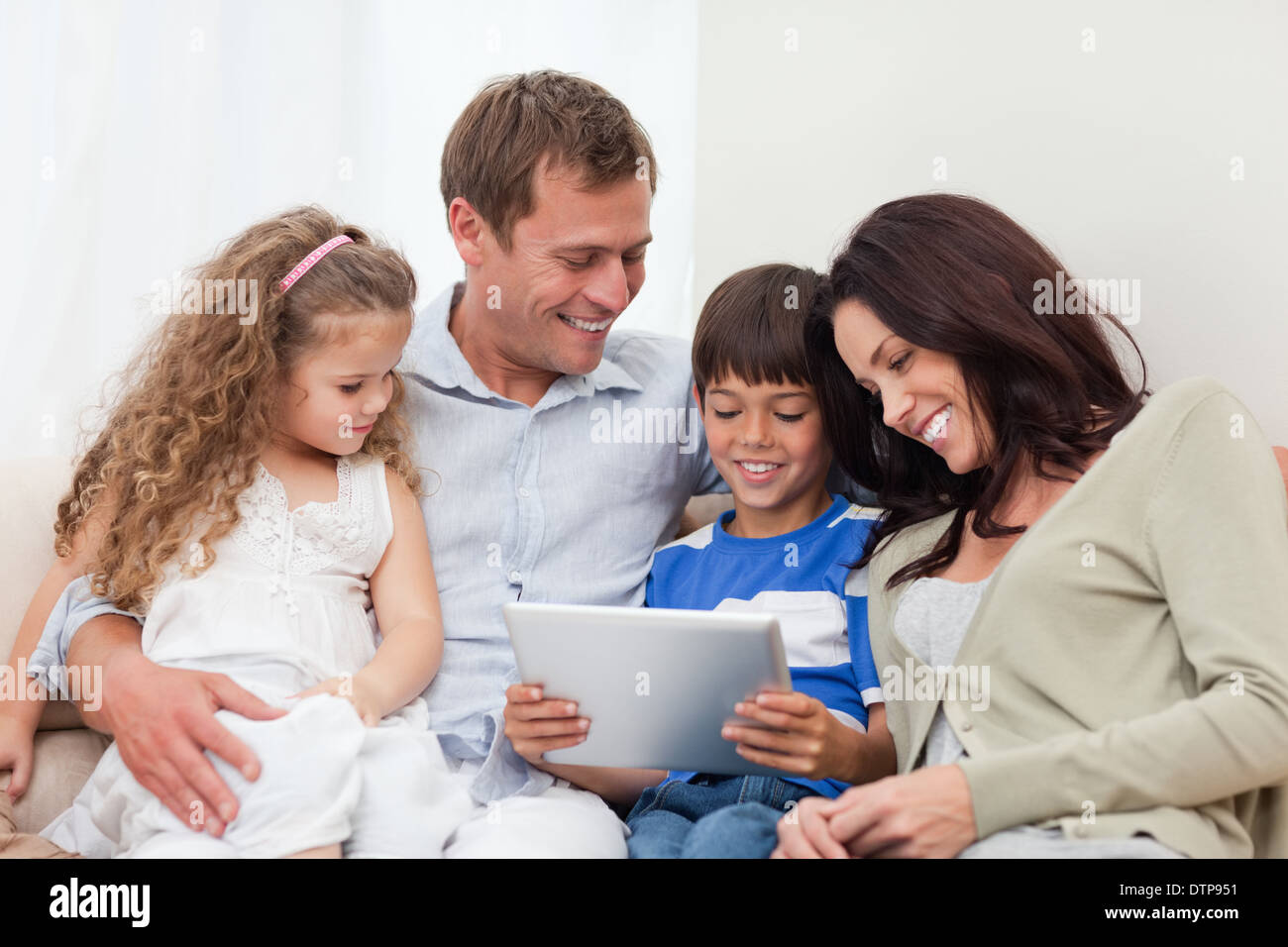 Men play on tablet hi-res stock photography and images - Alamy