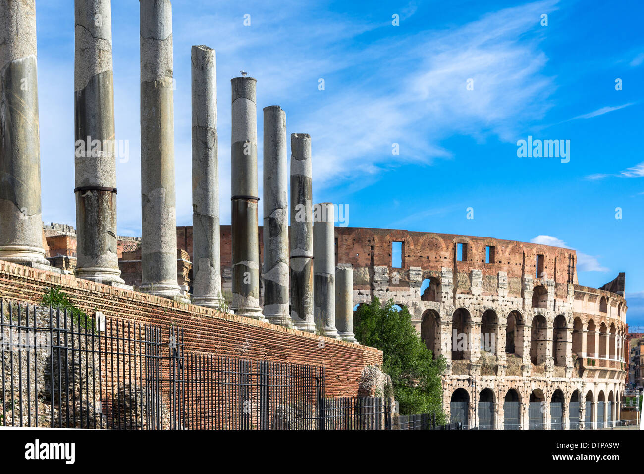 Rome collosseum hi-res stock photography and images - Alamy
