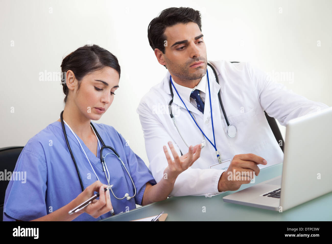 Resident doctors hi-res stock photography and images - Alamy