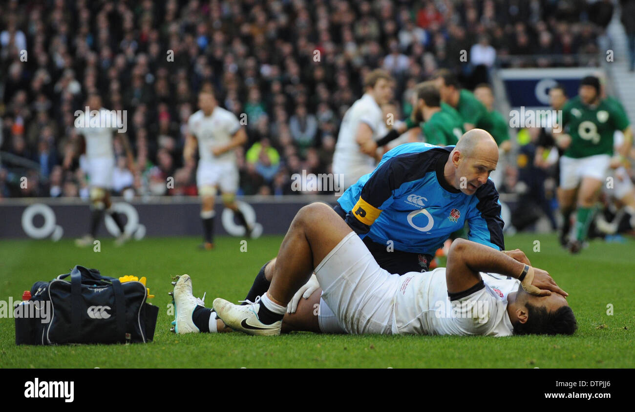 Billy vunipola injury hi-res stock photography and images - Alamy