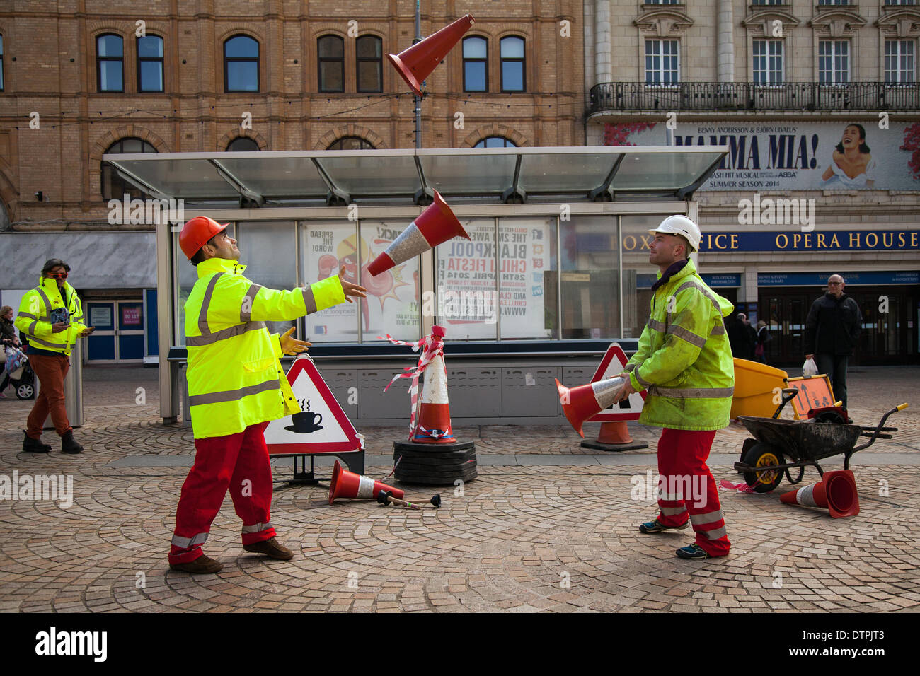 Ball bollards hi-res stock photography and images - Alamy