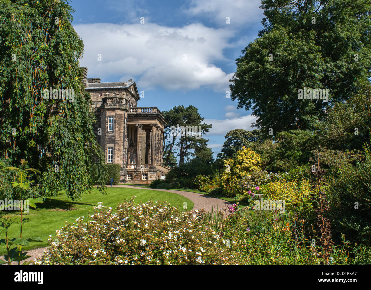 Stately mansion hi-res stock photography and images - Alamy