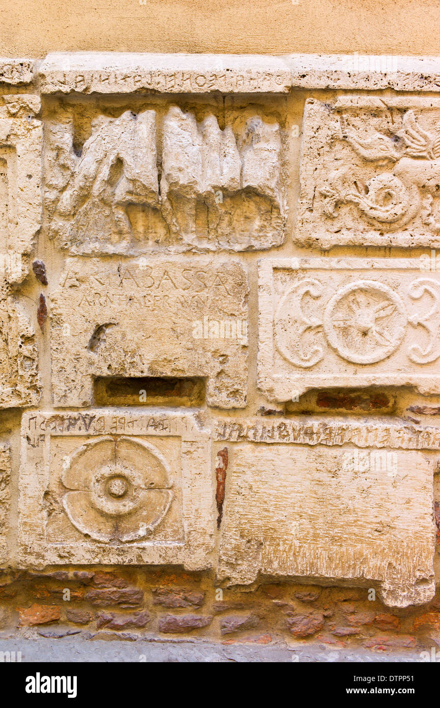 Roman Stone Carvings Stock Photos & Roman Stone Carvings Stock Images ...