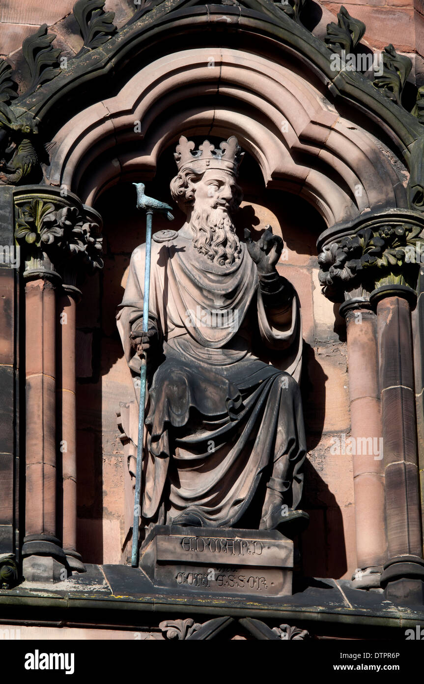 Edward confessor statue on exterior hi-res stock photography and images ...