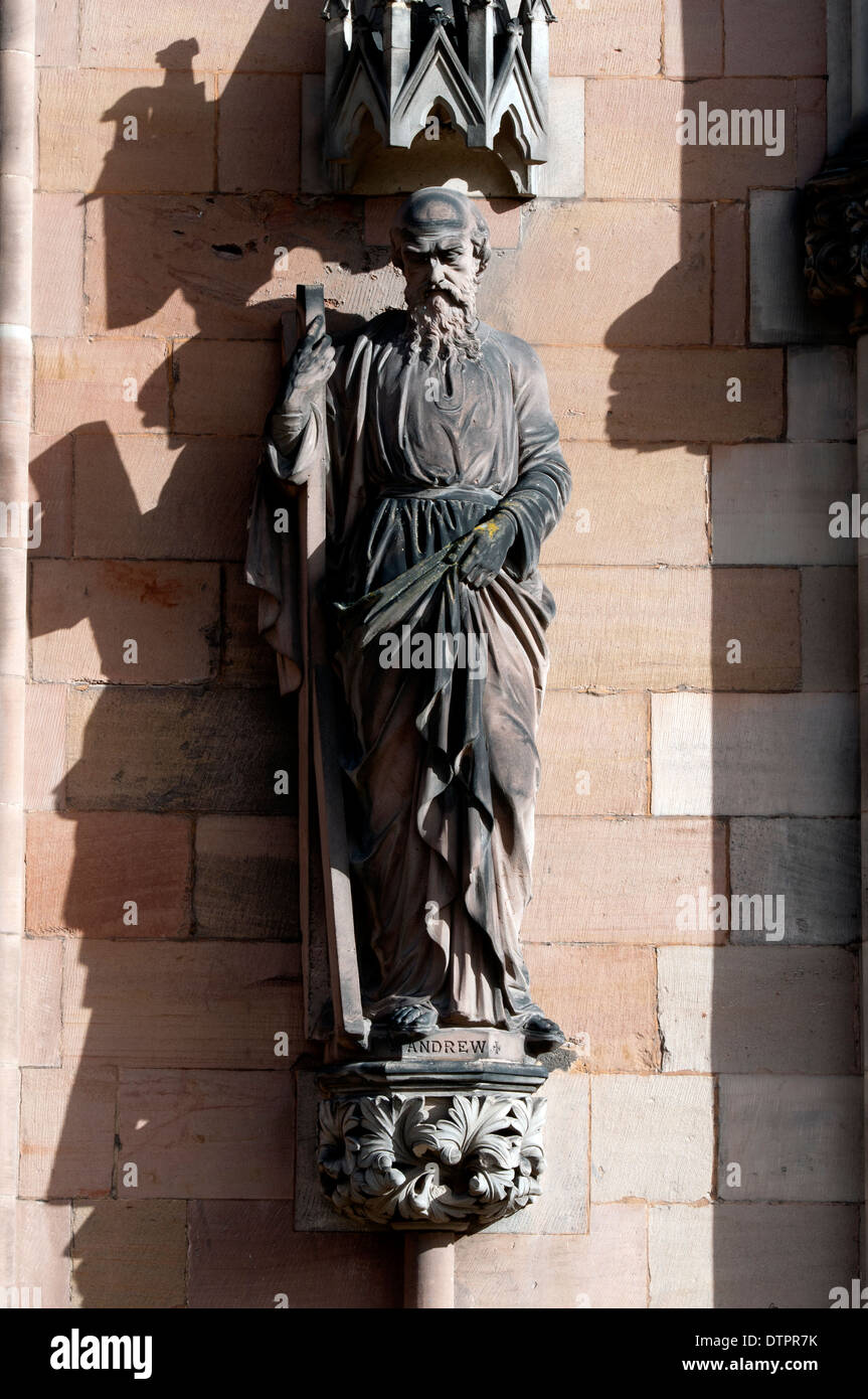 Saint andrew statue hi-res stock photography and images - Alamy