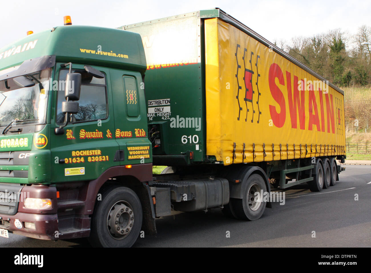 Truck lorry hgv swain hi-res stock photography and images - Alamy