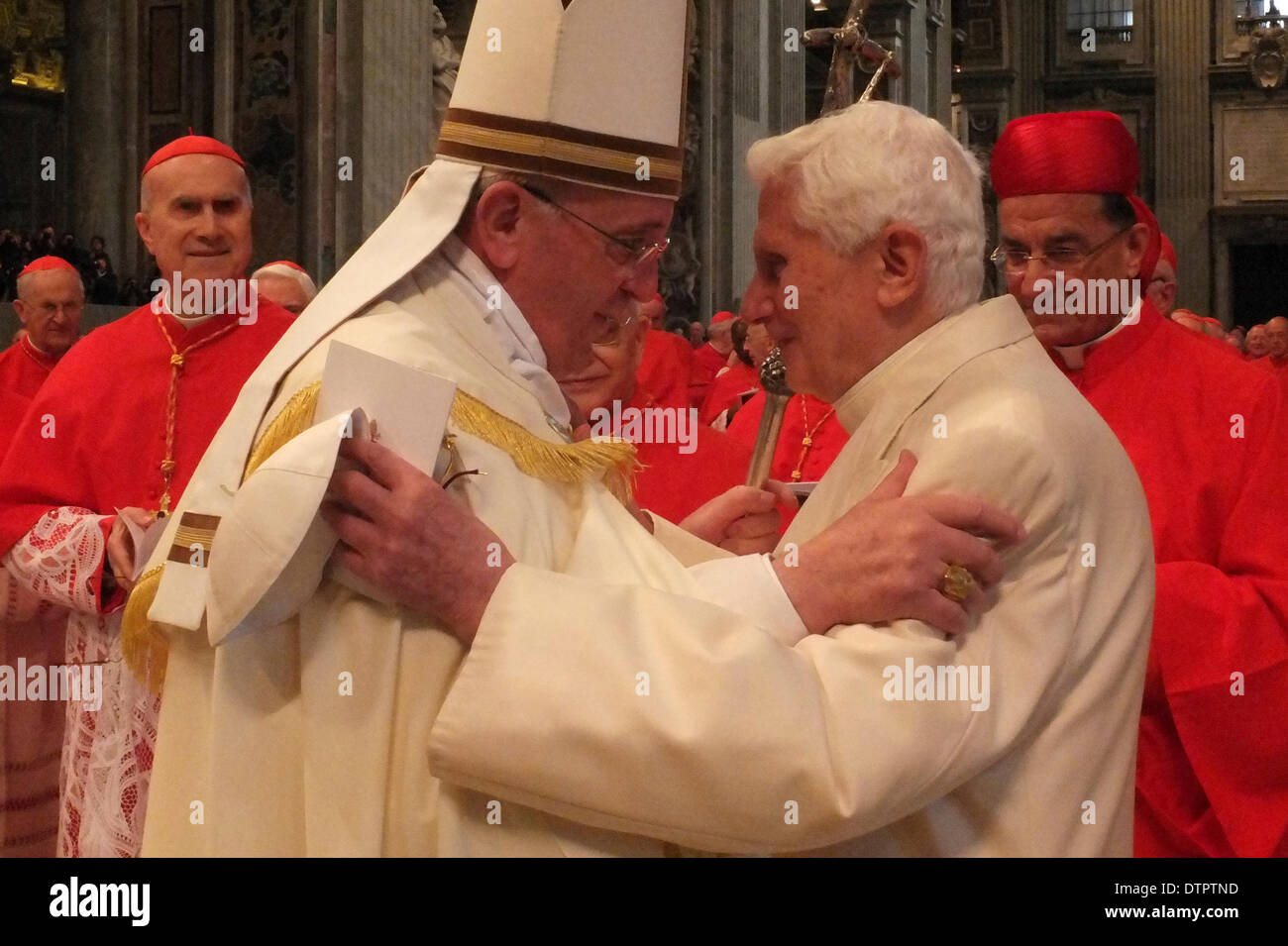 St Peter's Basilica, The Vatican. 22nd Feb, 2014. Photo of the ...